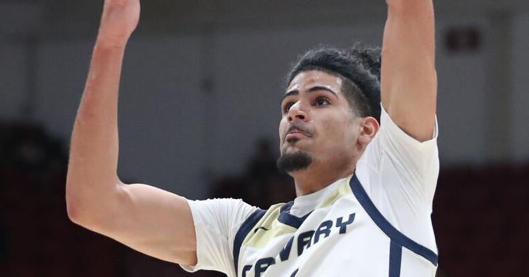 Shon Abaev stars for Calvary Christian in The Classic