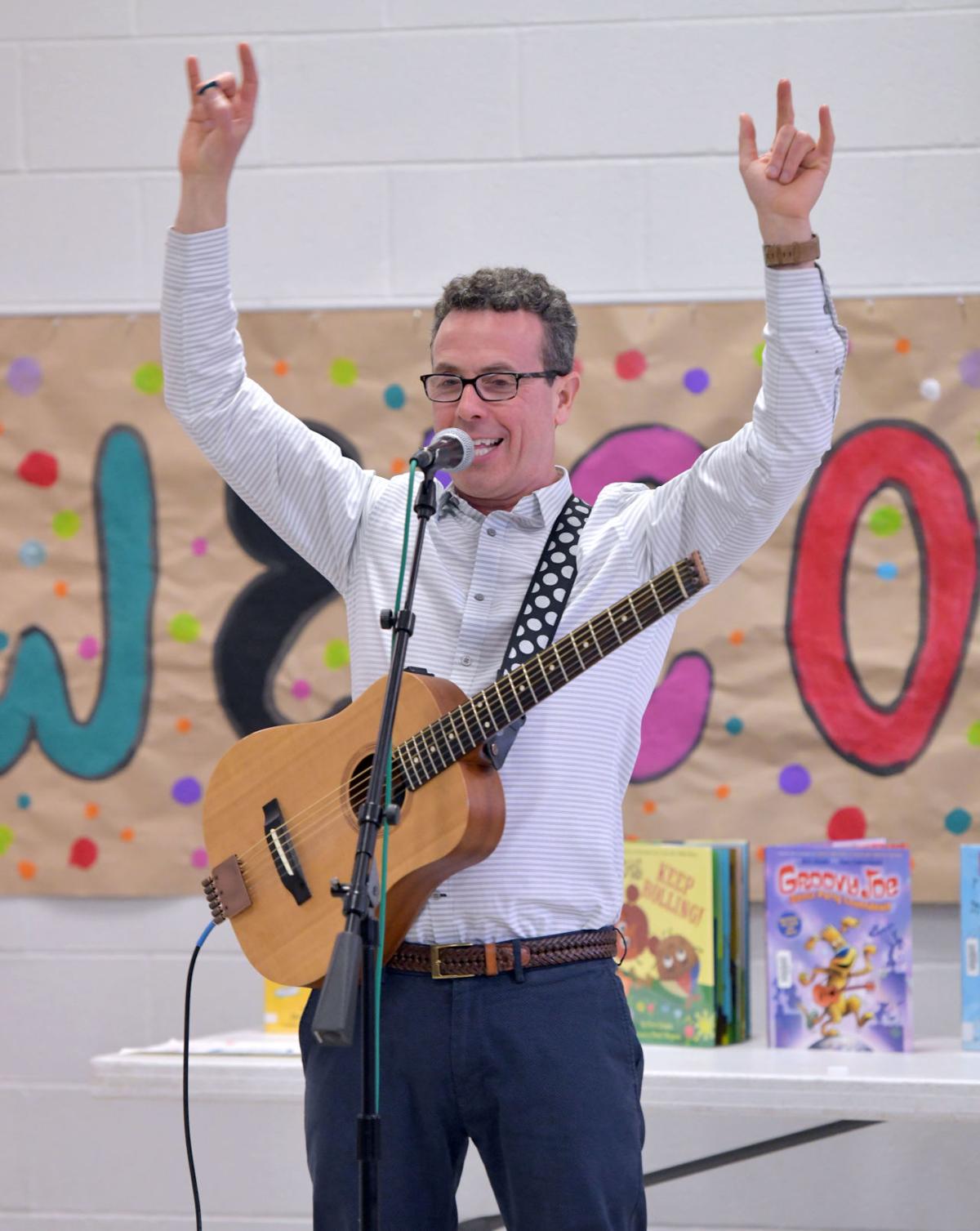 Children's Author Eric Litwin comes to St. Anne