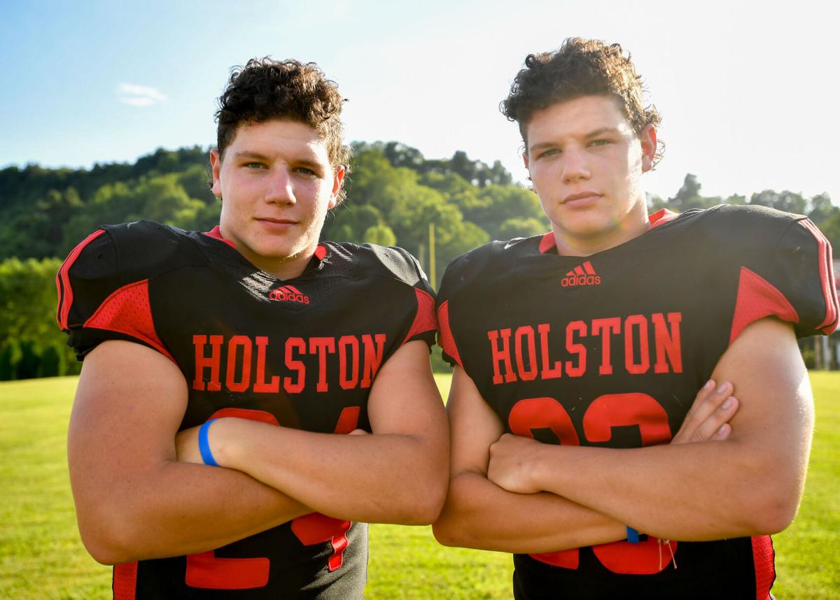 Bott brothers thrive in spotlight for Cavaliers