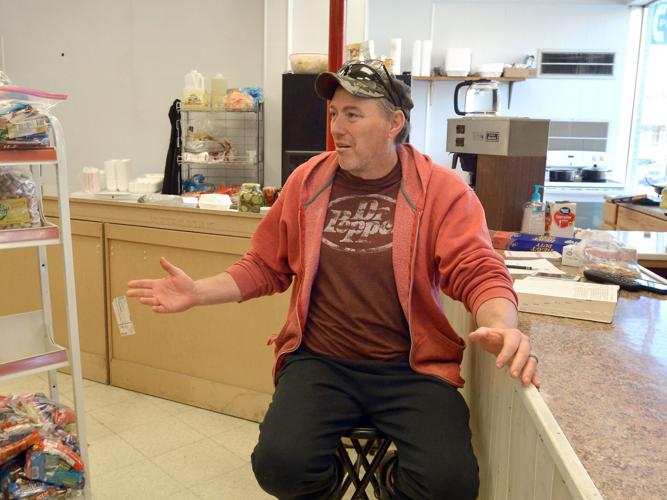 Community rallies to feed workers at Lee prison