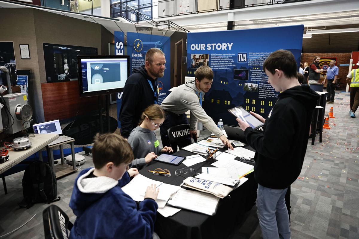 Program teaches students career skills, financial literacy