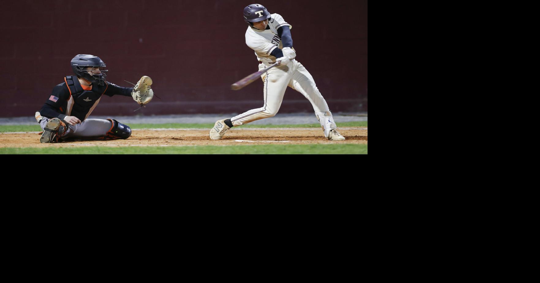 Russell Blevins is clutch for Tennessee High baseball team