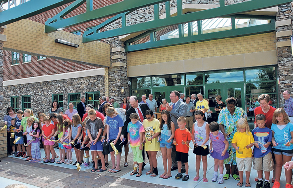 Oak Point Elementary in Marion now open