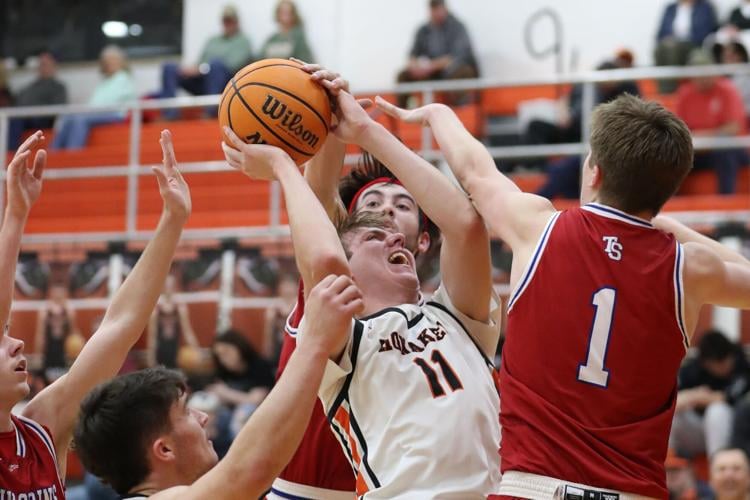 REGION 1D BASKETBALL: Honaker's boys and girls teams gain redemption ...