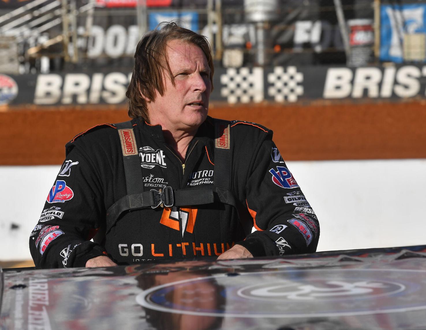 Dirt racer Scott Bloomquist dead in private plane crash