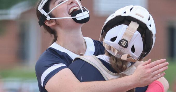 Ada Gillenwater pitches well for Abingdon Falcons