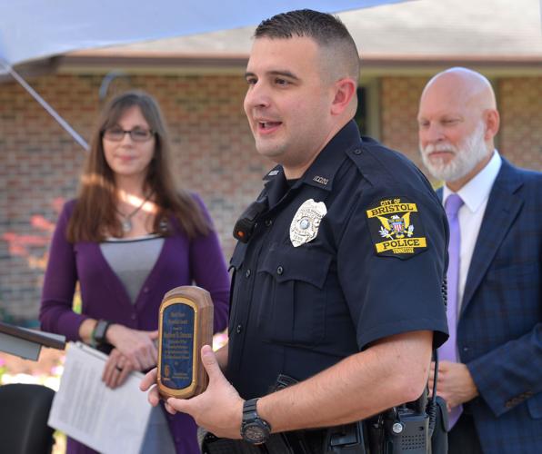 Bristol Tennessee police officer receives Mark Vance Memorial Award