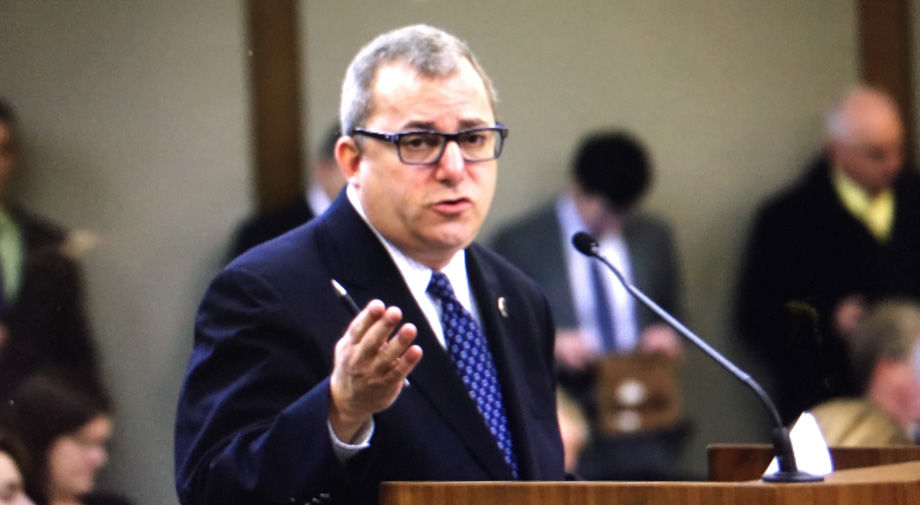 Senate panel defeats gun control measures