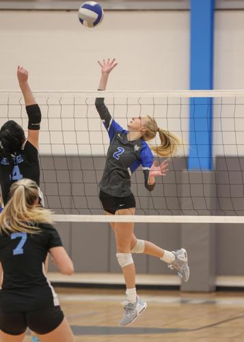 Local Briefs: Vikings, Wolves learn first round foes