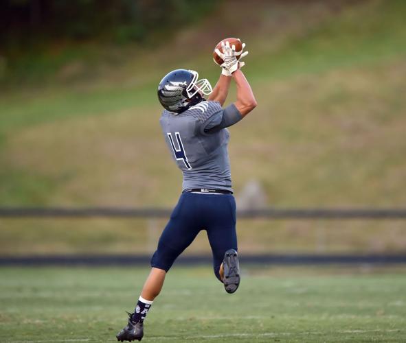 Abingdon rolls past Battle, 49-14