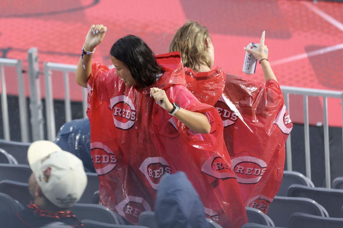 MLB SPEEDWAY CLASSIC: Record crowd at Bristol Motor Speedway despite ...