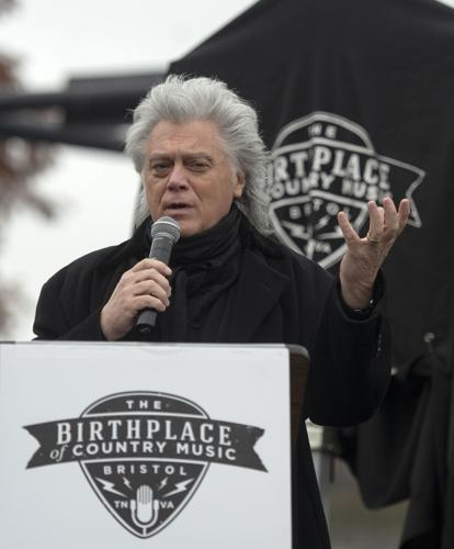 BCM to honor Rodgers, Stuart at Mississippi ceremony