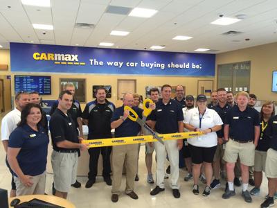 CarMax opens at The Pinnacle