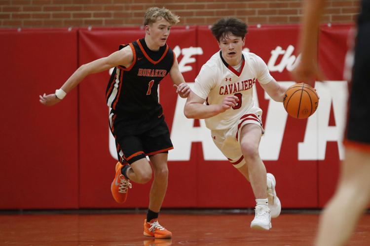 Zac Cornett makes key plays as Holston downs Honaker in Hogo