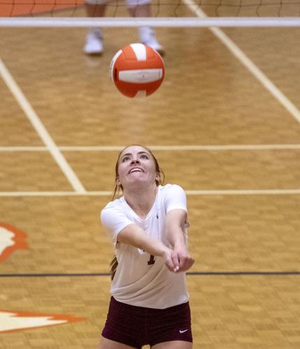 HIGH SCHOOL VOLLEYBALL: Curtin falls on Pioneers as Vikings advance on