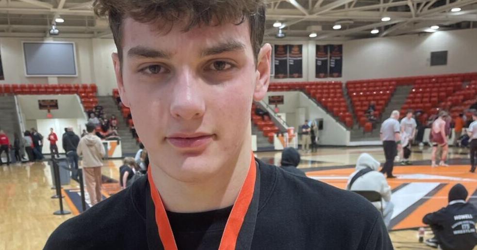 SATURDAY'S HIGH SCHOOL ROUNDUP: Abingdon's Michael Maxfield places ...