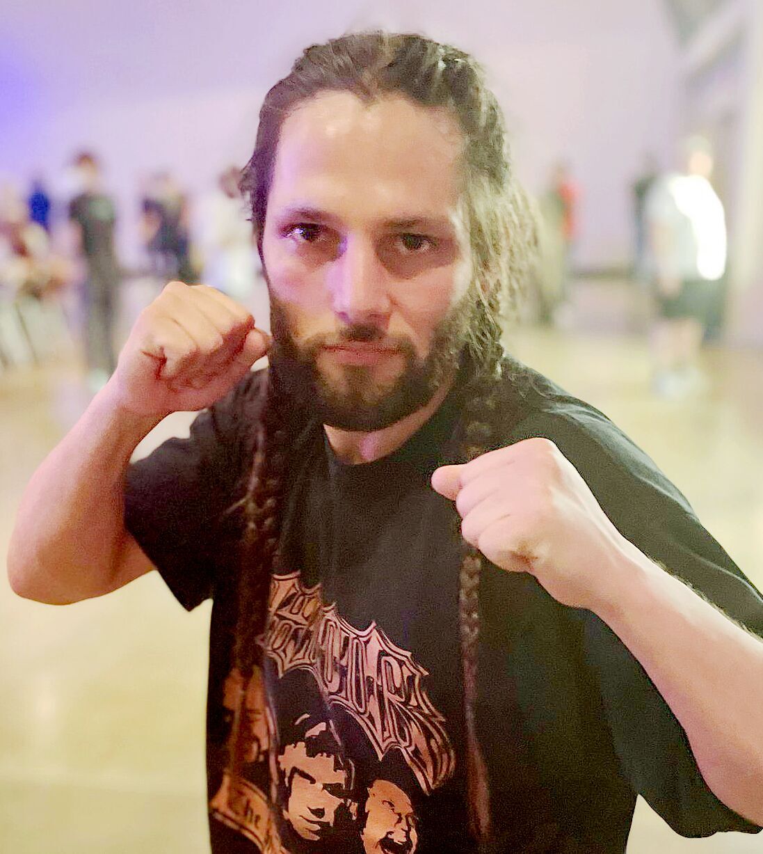 Bear shows bravery in MMA rings