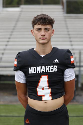 Brayden Hart makes big play as Honaker wins on Halloween