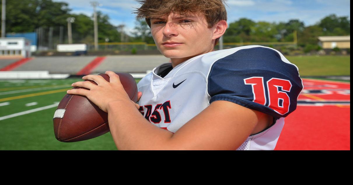 Prep Football: Sullivan East Patriots end on high note for seniors