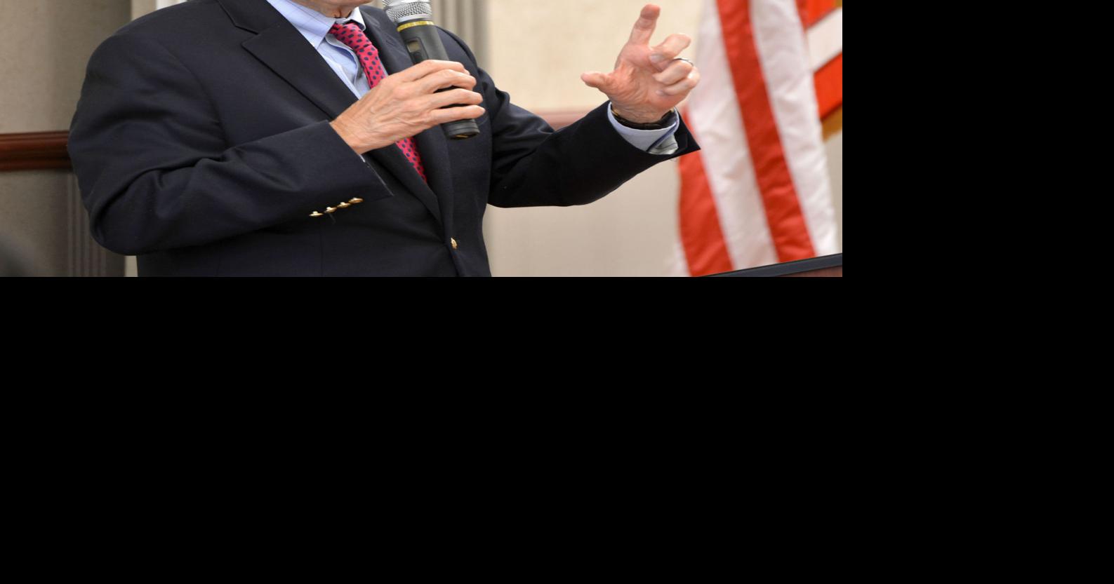 Roe speaks to Bristol Republican Women