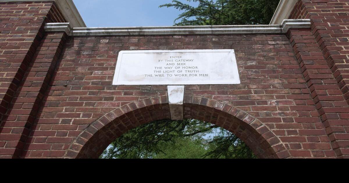 University of Virginia honor system changes divide alumni