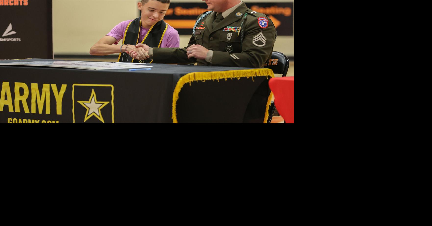 VHS seniors make career, military commitments