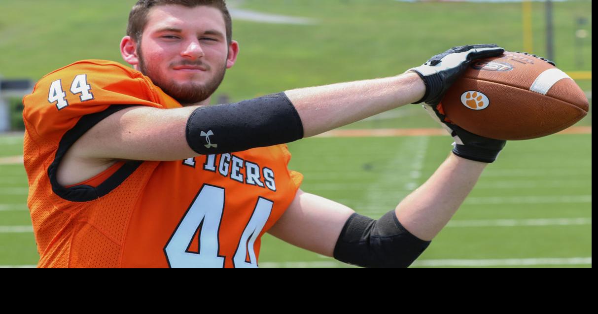 PREP FOOTBALL: Honaker's Chandler Hubbard hopes to lead Tigers to a BDD ...