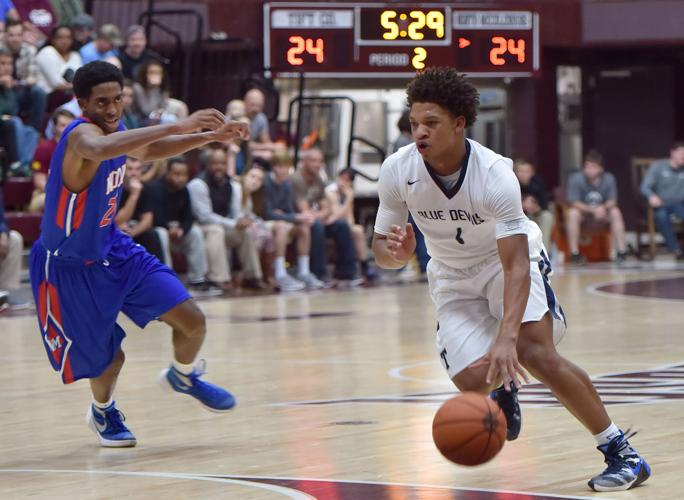 Short on Horne, Tift ends North Meck's repeat hopes