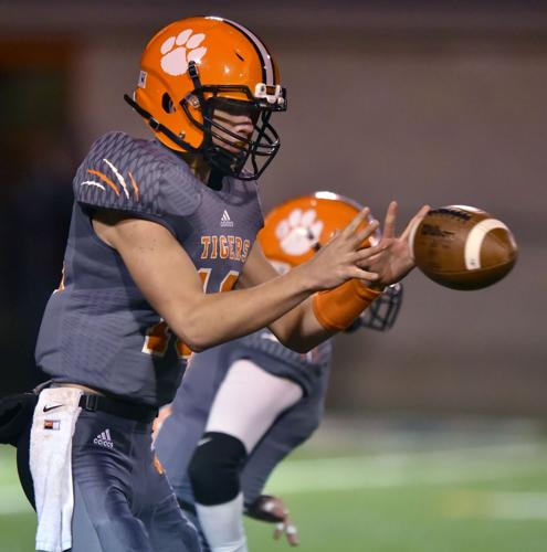 Honaker uses turnovers to claw back, beat Panthers