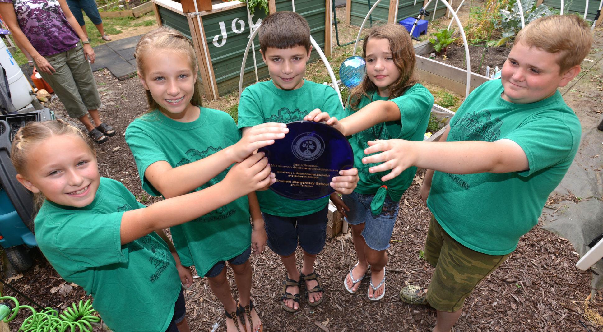 Emmett Elementary school group wins 2015 Governor’s Stewardship Award