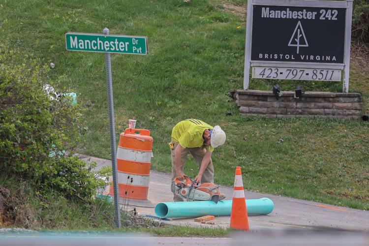 Service Authority marks Lee Highway sewer expansion work