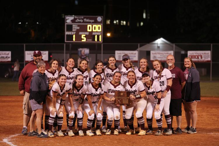 PREP SOFTBALL: Glover, Compton lift Tennessee High past David Crockett ...