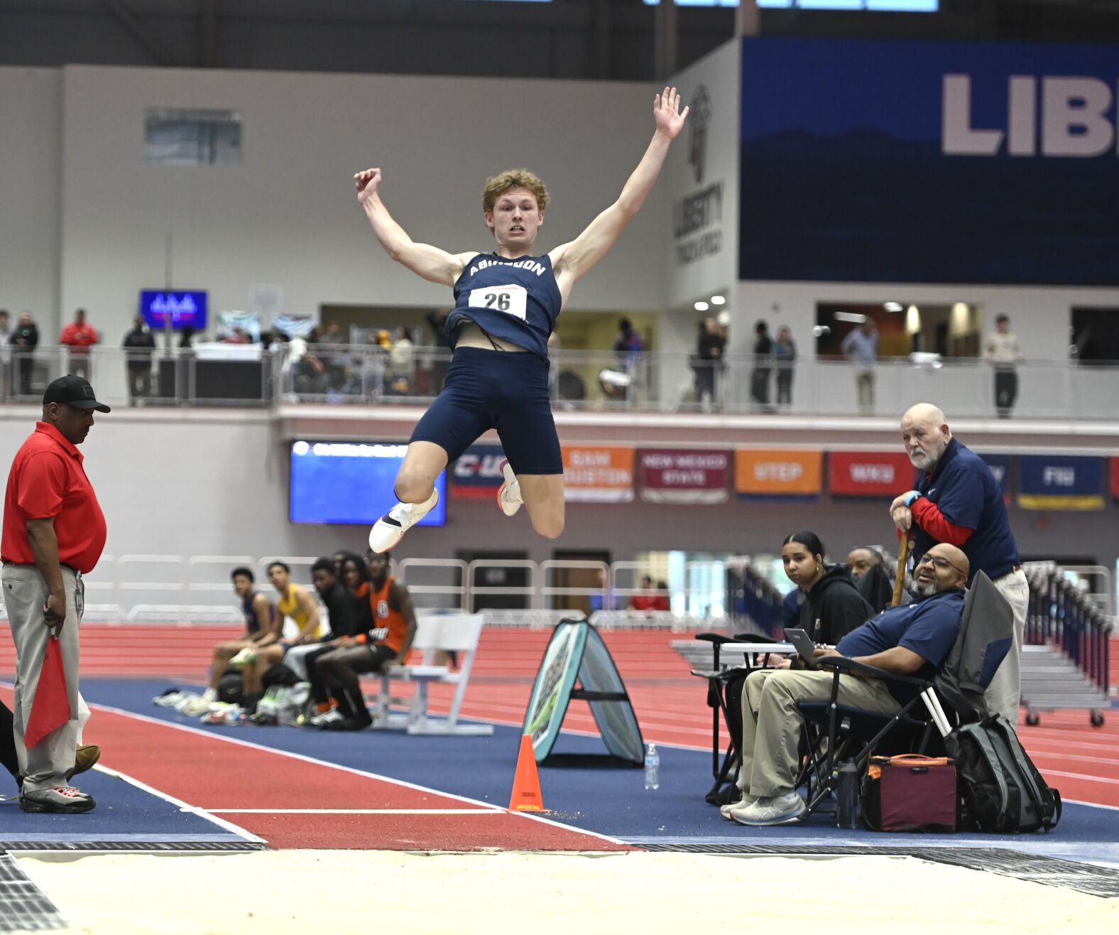 Tyler Stanley, Annsley Trivette win state titles indoors