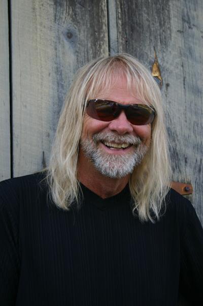 Benny Wilson roams into the Midnight Oasis Bar & Grill in Bristol, Tenn ...