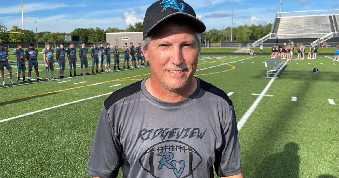 HIGH SCHOOL FOOTBALL: Dewayne Stanley steps down as Ridgeview's head coach