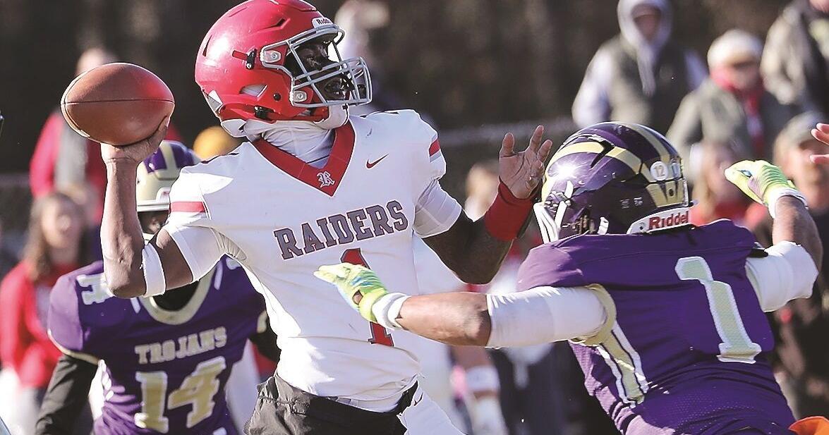 Clyde Kelly Jr. is Rappahannock's star QB