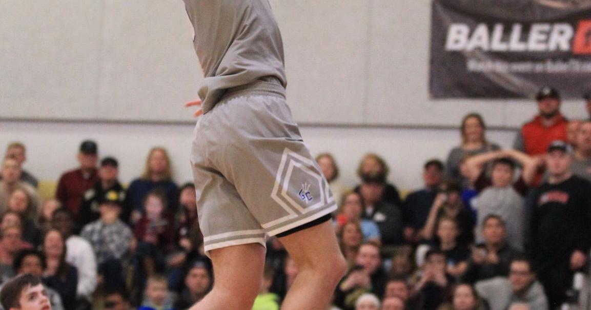 Gate City takes down Floyd County behind McClung's 33