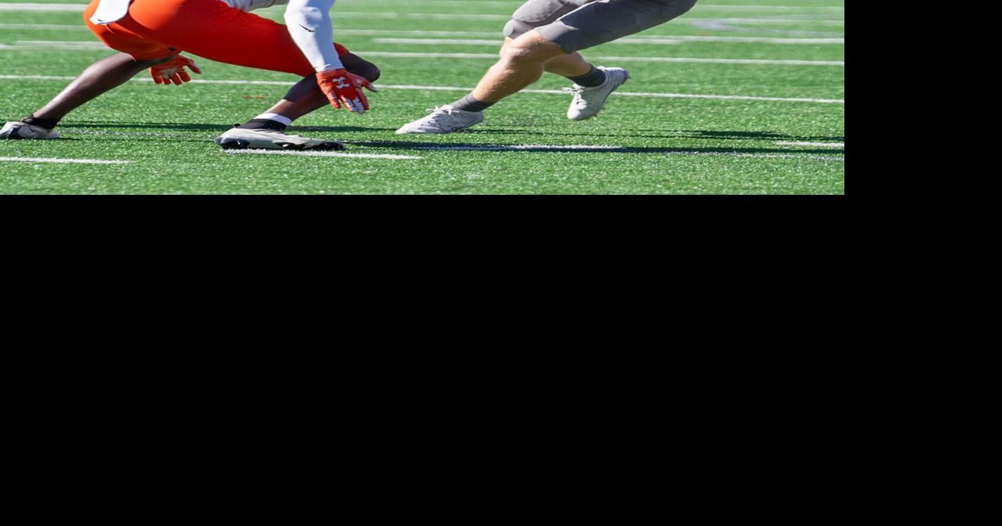 COLLEGE FOOTBALL: UVa-Wise leading rusher Ian Scammell (Grundy) looks ...