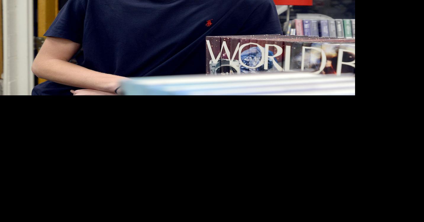 THOMPSON AWARD FINALIST: Nathan Bowers, John Battle