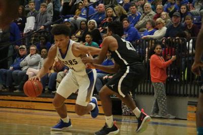 Tigers claw through Wildcats on homecoming | Sports | heraldledger.com