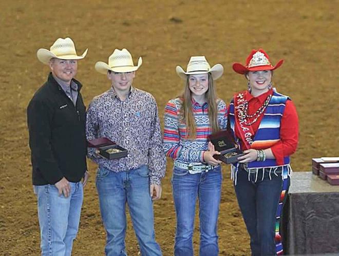Middle school students reflects on first year of rodeo competition ...