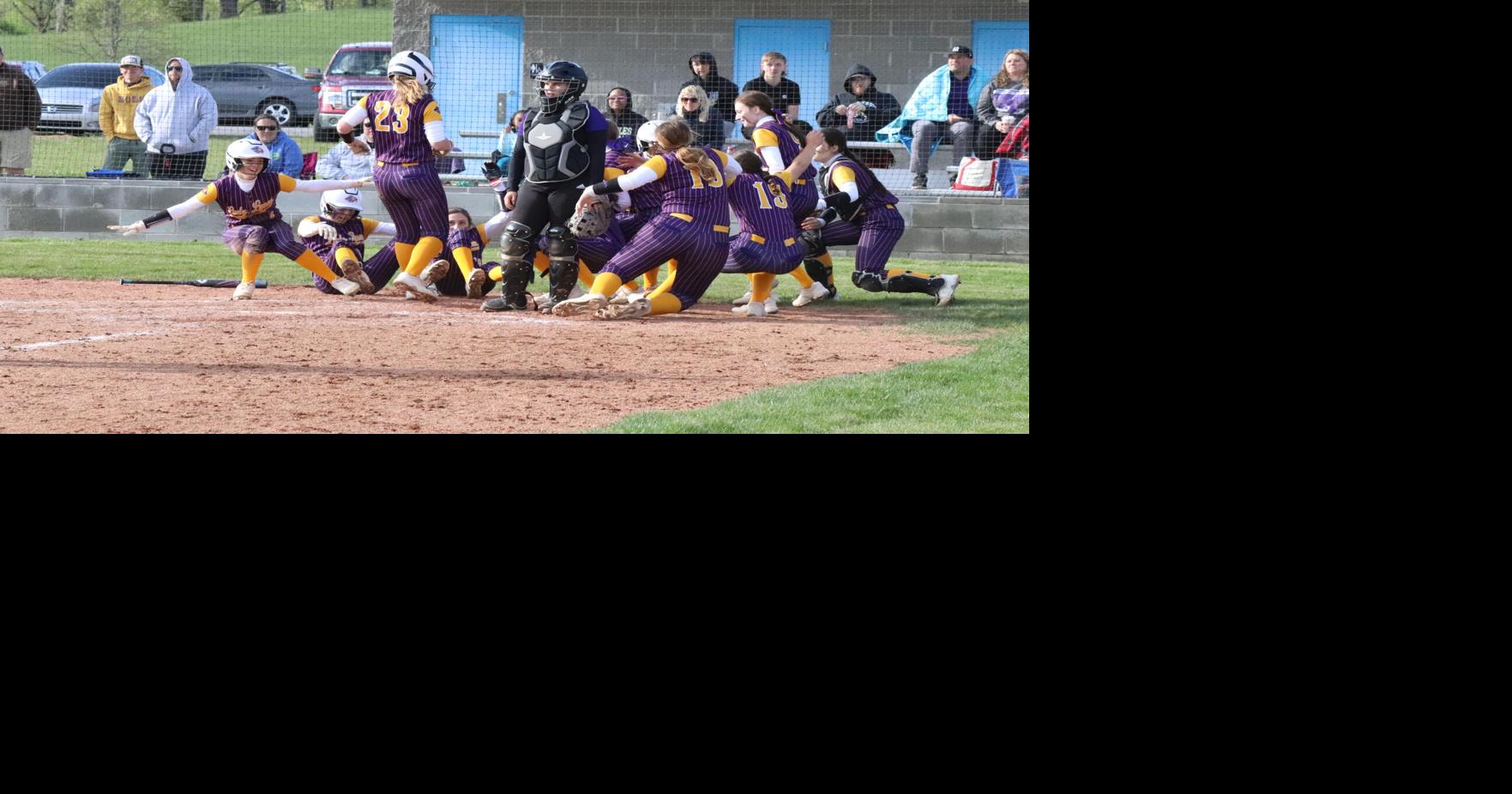 Lady Lyons win on, drop two in Lady Mustang Stampede tournament ...
