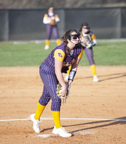 Apollo edges out Lyon in softball scrimmage | Uncategorized ...