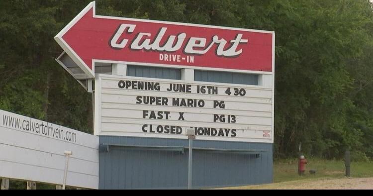 Calvert City Drive-in opening draws a crowd | | heraldledger.com