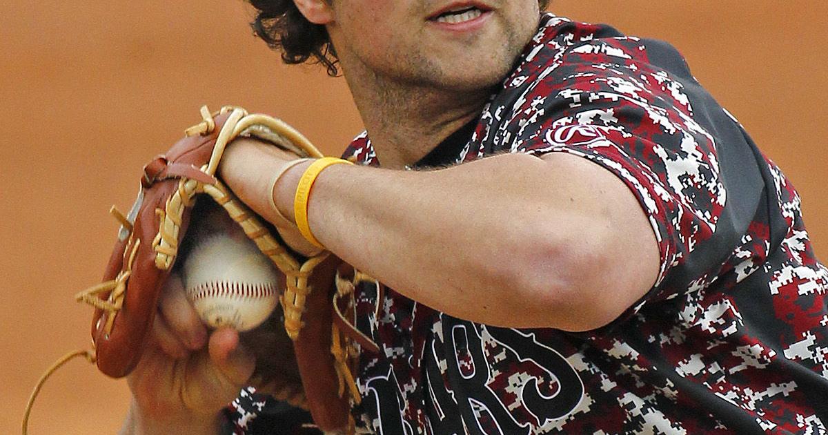 Lenoir-Rhyne-Pfeiffer baseball photo gallery