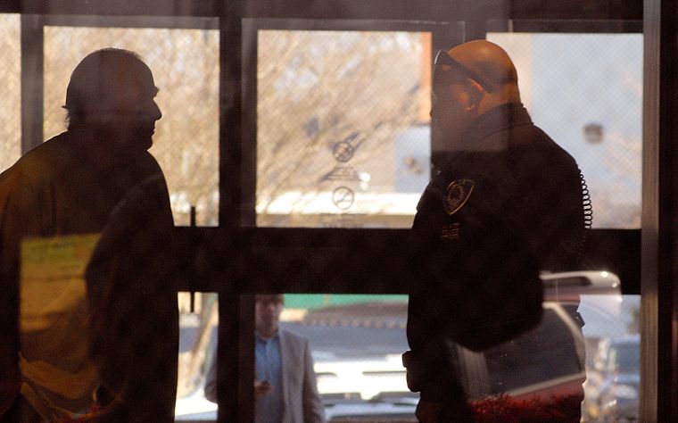 Photos Of Suspect In Wells Fargo Bank Robbery In Hickory Released