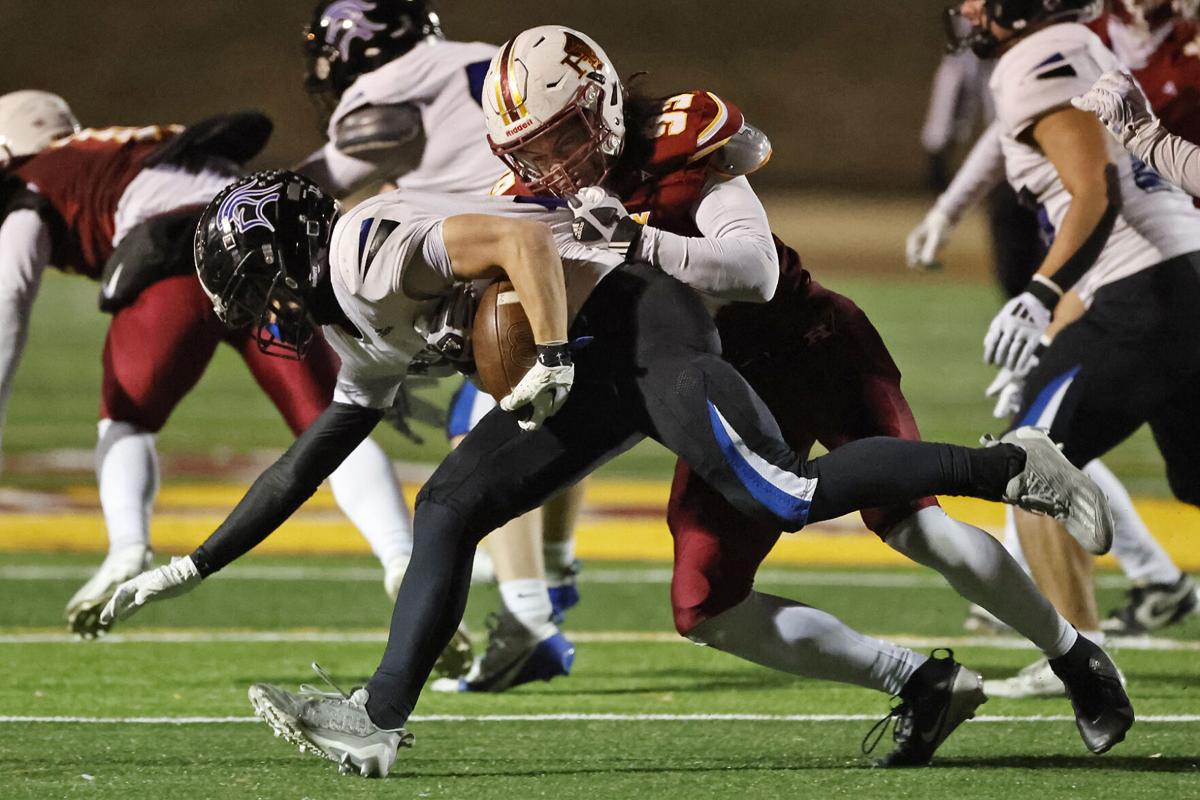 Hickory NC football on collision course with West Charlotte