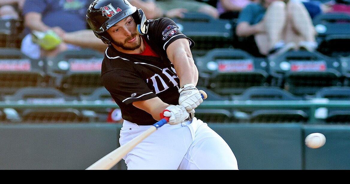 Crawdads knock off Tourists for 2nd time in 3 games