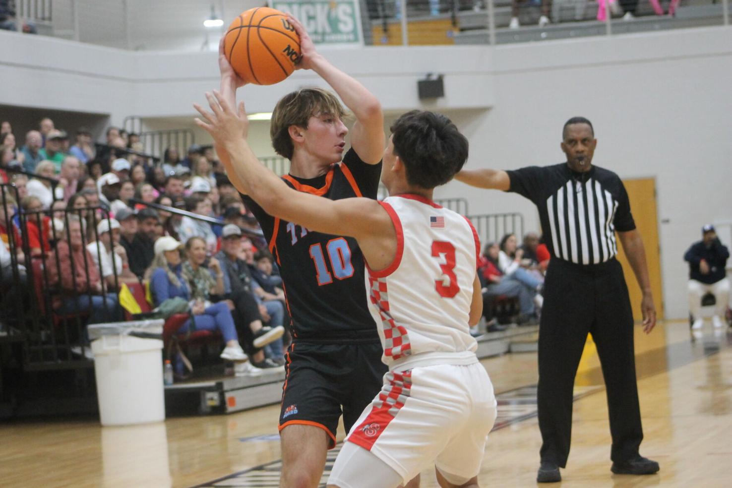 Foard boys get upset over top seed in Hickory tournament