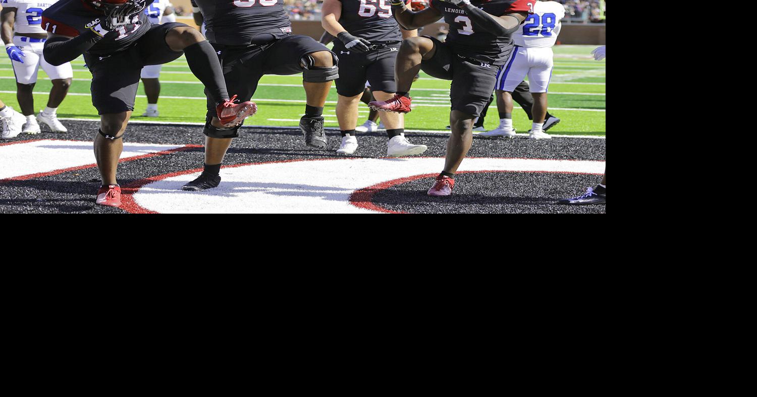 Lenoir-Rhyne dominates on homecoming weekend